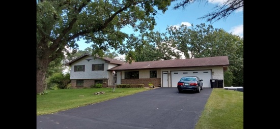 HOUSE WILL BE SOLD AFTER LOT 19! Home built in 1978. 3BR, 2BA. 24x24 ...