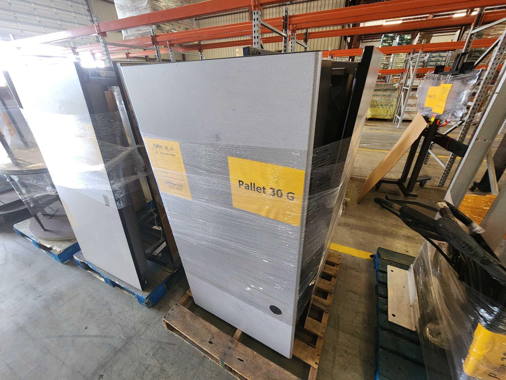 (4) Computer Tables | Proxibid