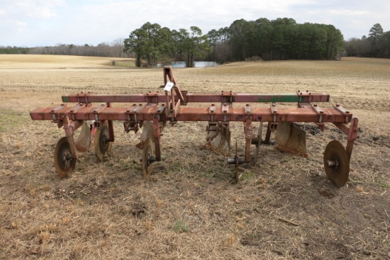 IH 4-ROW SWEET POTATO PLOW, 40" | Farm Equipment & Machinery Tillage ...