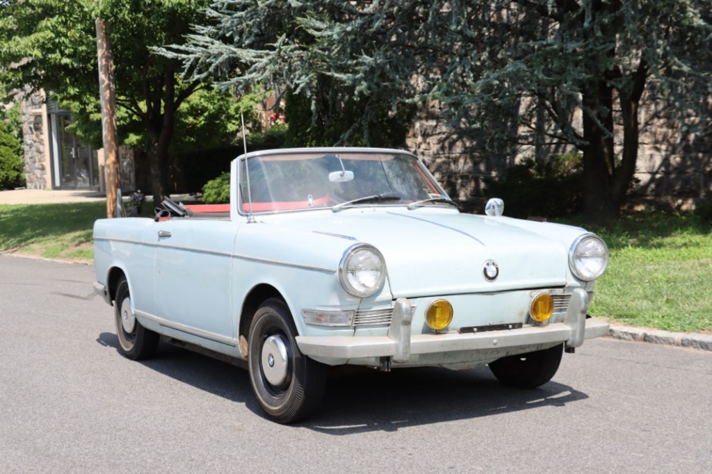 700 Cab at auction |﻿ BMW 700 Discussion