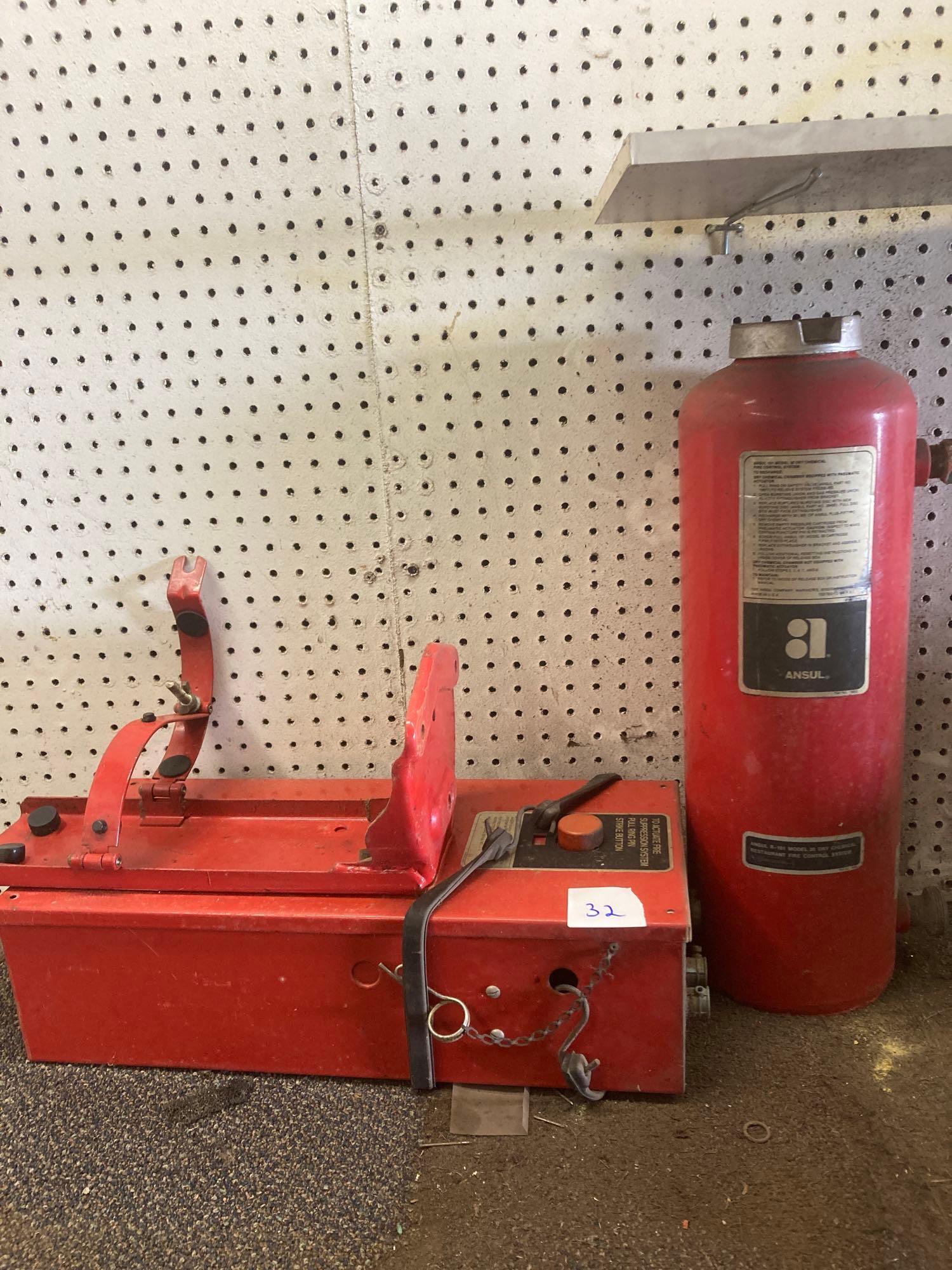ANSUL model 30 dry chemical restaurant fire | Proxibid