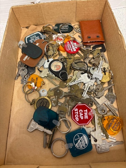Collection of keys | Online Auctions | Proxibid