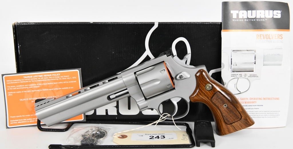 Taurus 44 Magnum Snub Nose