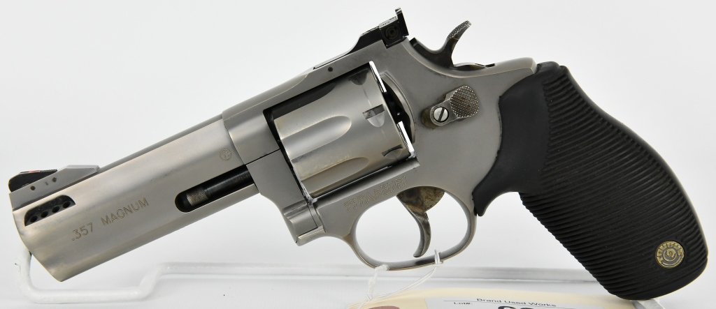 357 Magnum Revolver Taurus