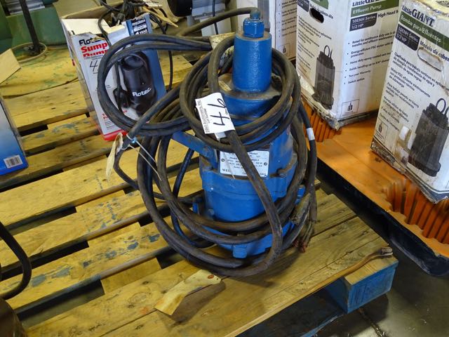 WEIL SUBMERSIBLE PUMP MOD. W-9725-4S05D13 | Proxibid