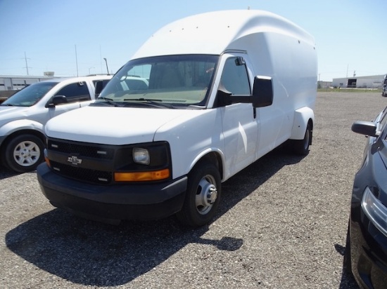2014 CHEVY EXPRESS 3500 | Commercial Trucks Van & Cargo Trucks | Online ...