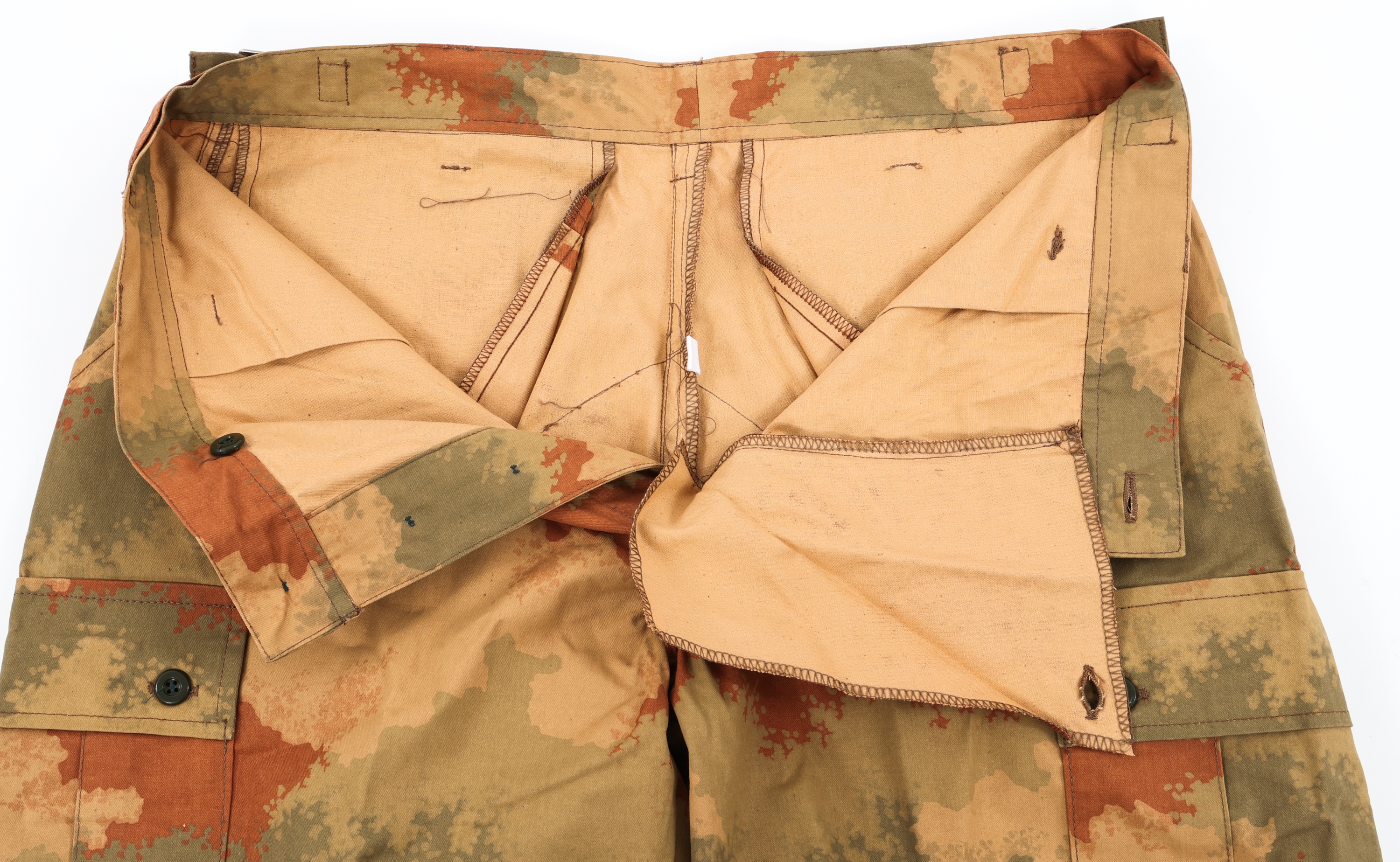 CZECH EXPERIMENTAL DESERT CAMO UNIFORM SET | Proxibid CZECH EXPERIMENTAL DESERT CAMO UNIFORM SET | Proxibid