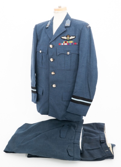COLD WAR RHODESIAN AIR FORCE COMMODORE UNIFORM | Online Auctions | Proxibid