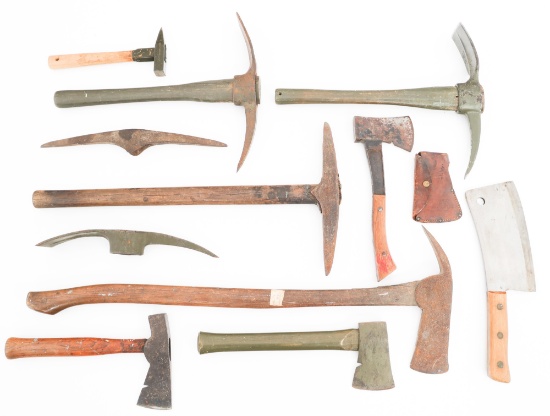 WWII - COLD WAR US ENTRENCHING TOOLS & AXES | Guns & Military Artifacts ...