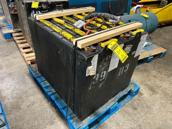 (2) Reaco 36-Volt Forklift Batteries ($20 Loading fee will be added to ...