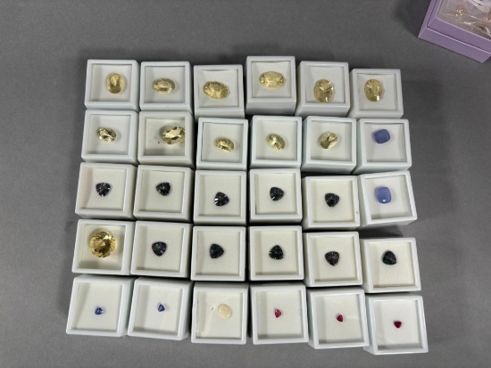 Group Lot of Gemstones in Cases Yellow Labradorite, Bixbite, Chalcedony ...