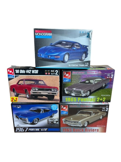 Group of Five Plastic Model Kits - Monogram, AMT, MPC Classic Cars ...