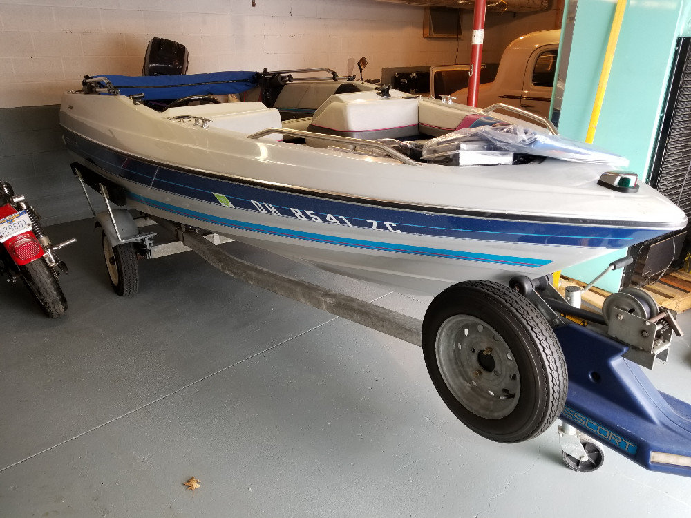 1989 Bayliner Ski Boat
