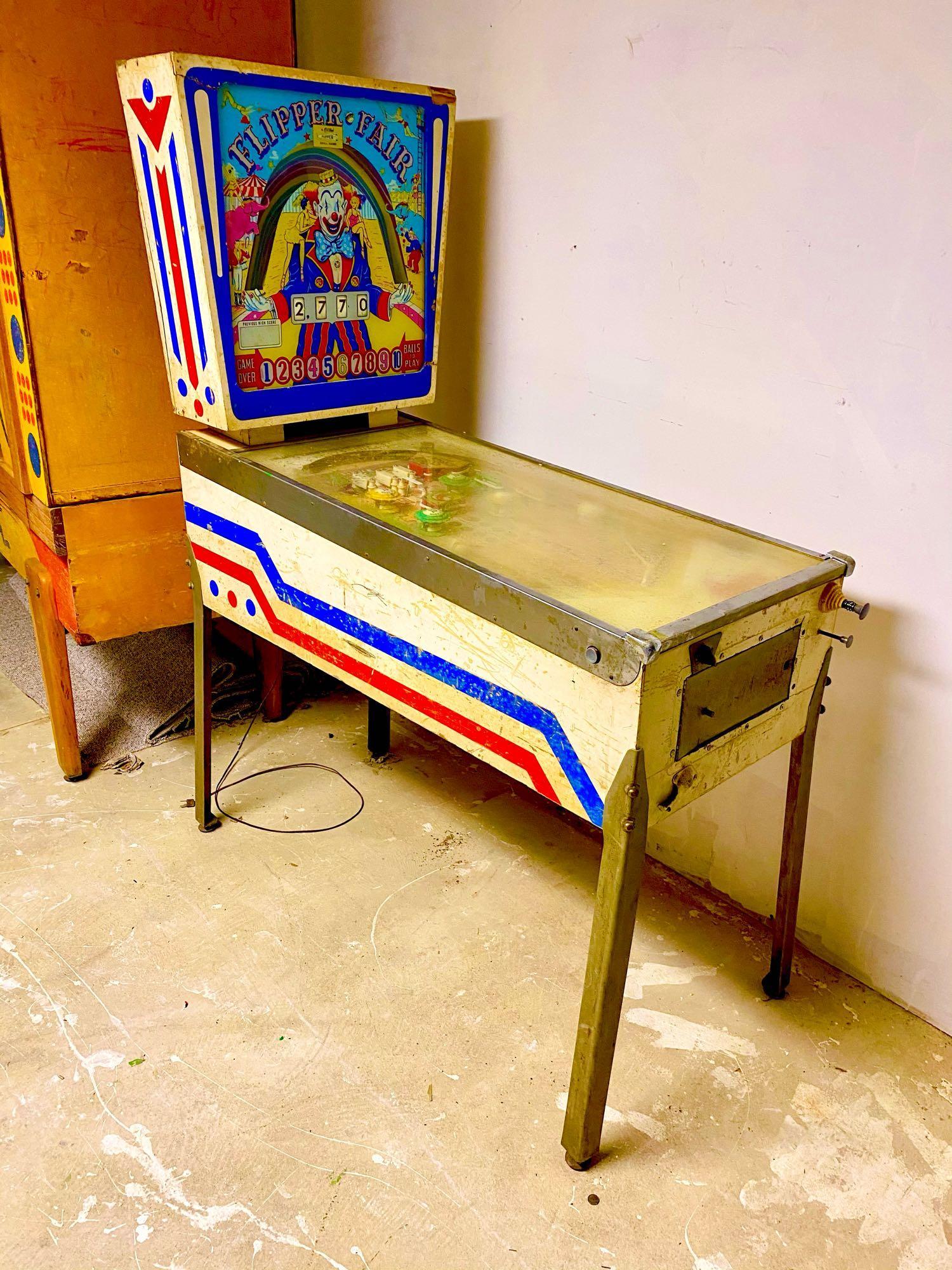 Flipper Fair pinball machine by Gottlieb | Proxibid