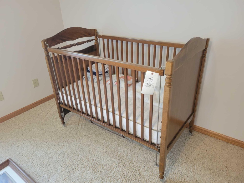 Bassett Drop Side Crib