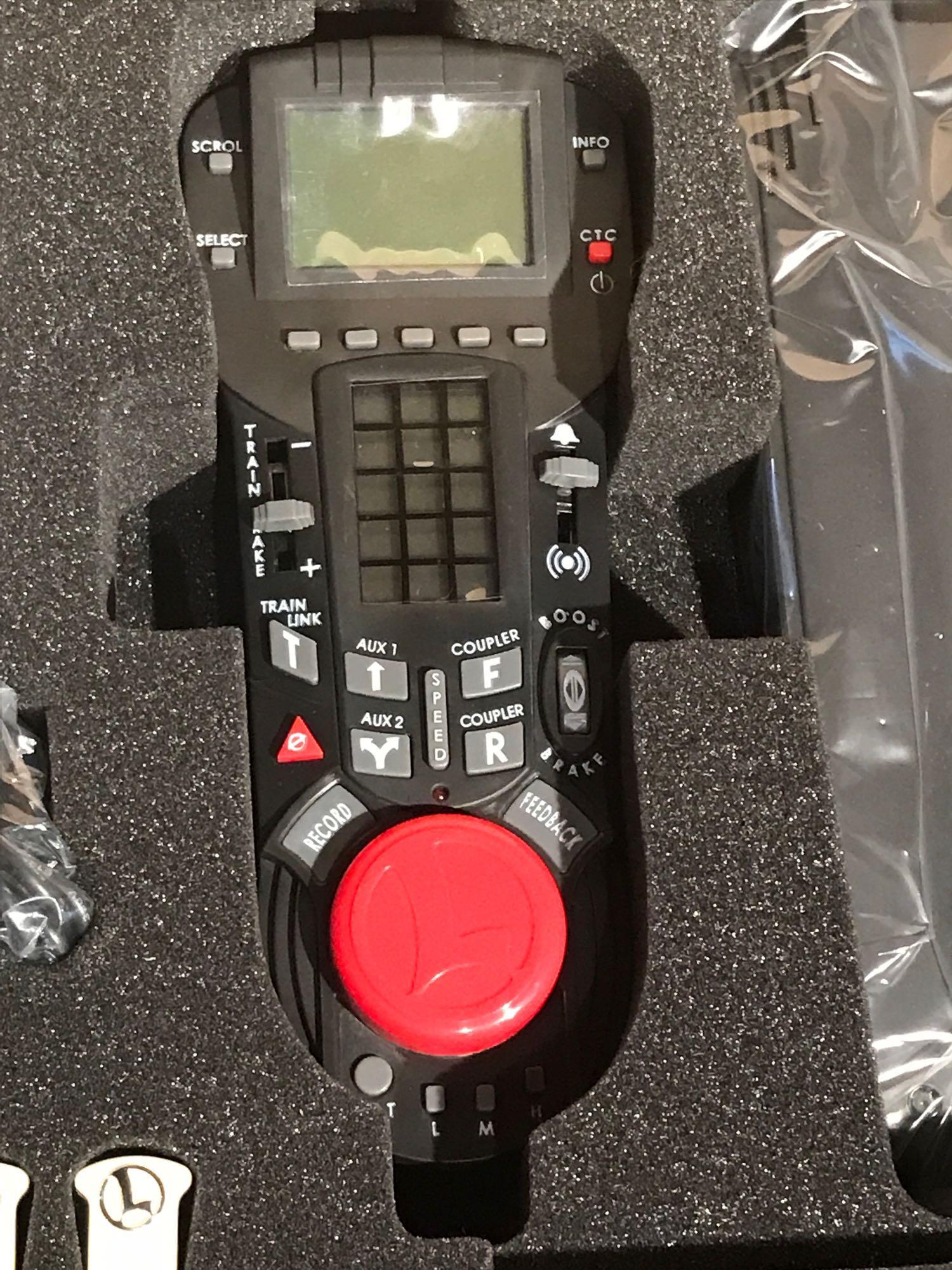 Lionel Legacy Controller