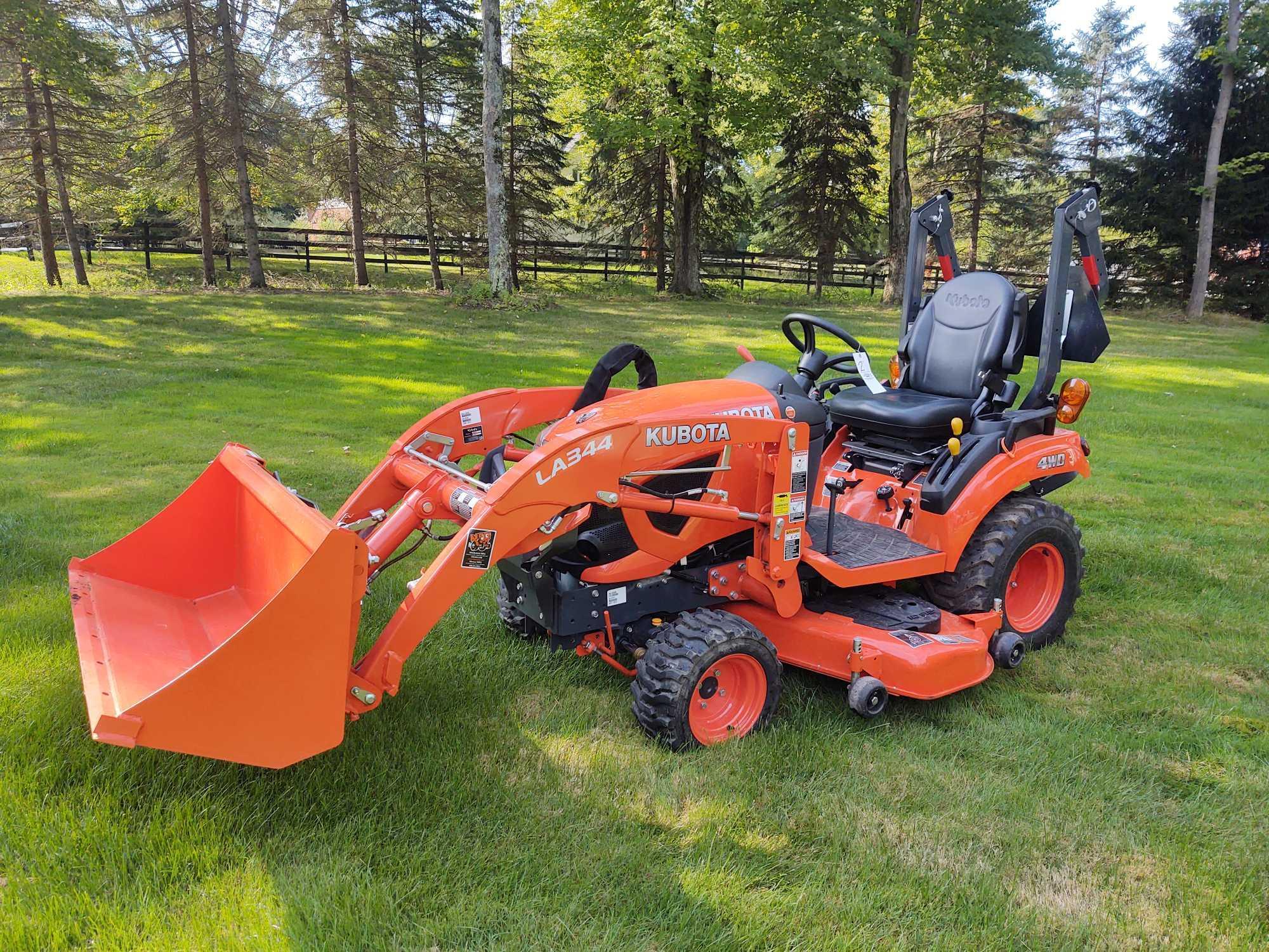 Kubota BX 2380 Loader Tractor, 4WD Hydrostatic w/ | Proxibid