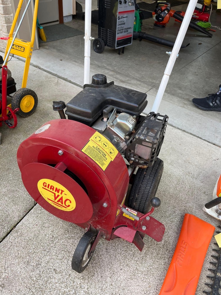 Giant Vac Leaf Blower For Sale | atelier-yuwa.ciao.jp