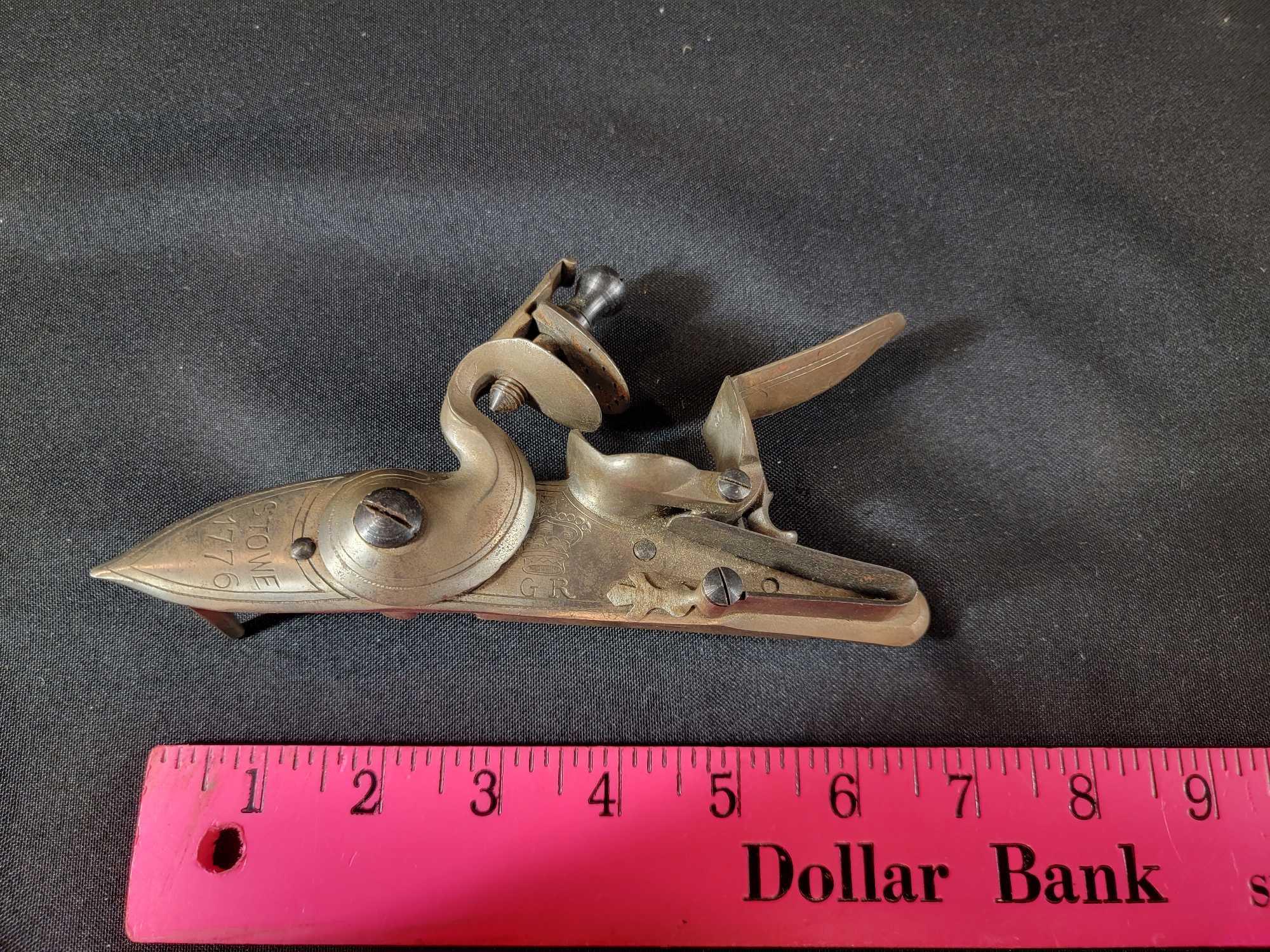 1776 Stowe Flintlock Side Plate Lock Made in | Proxibid