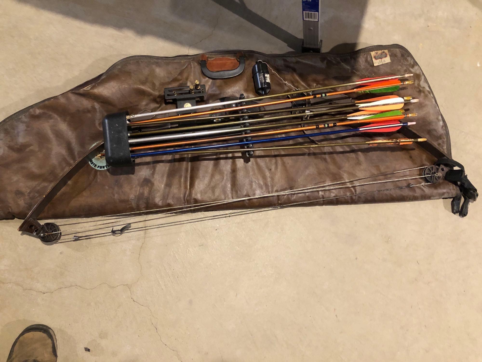PSE Cobra compound bow, arrows and hard case | Proxibid