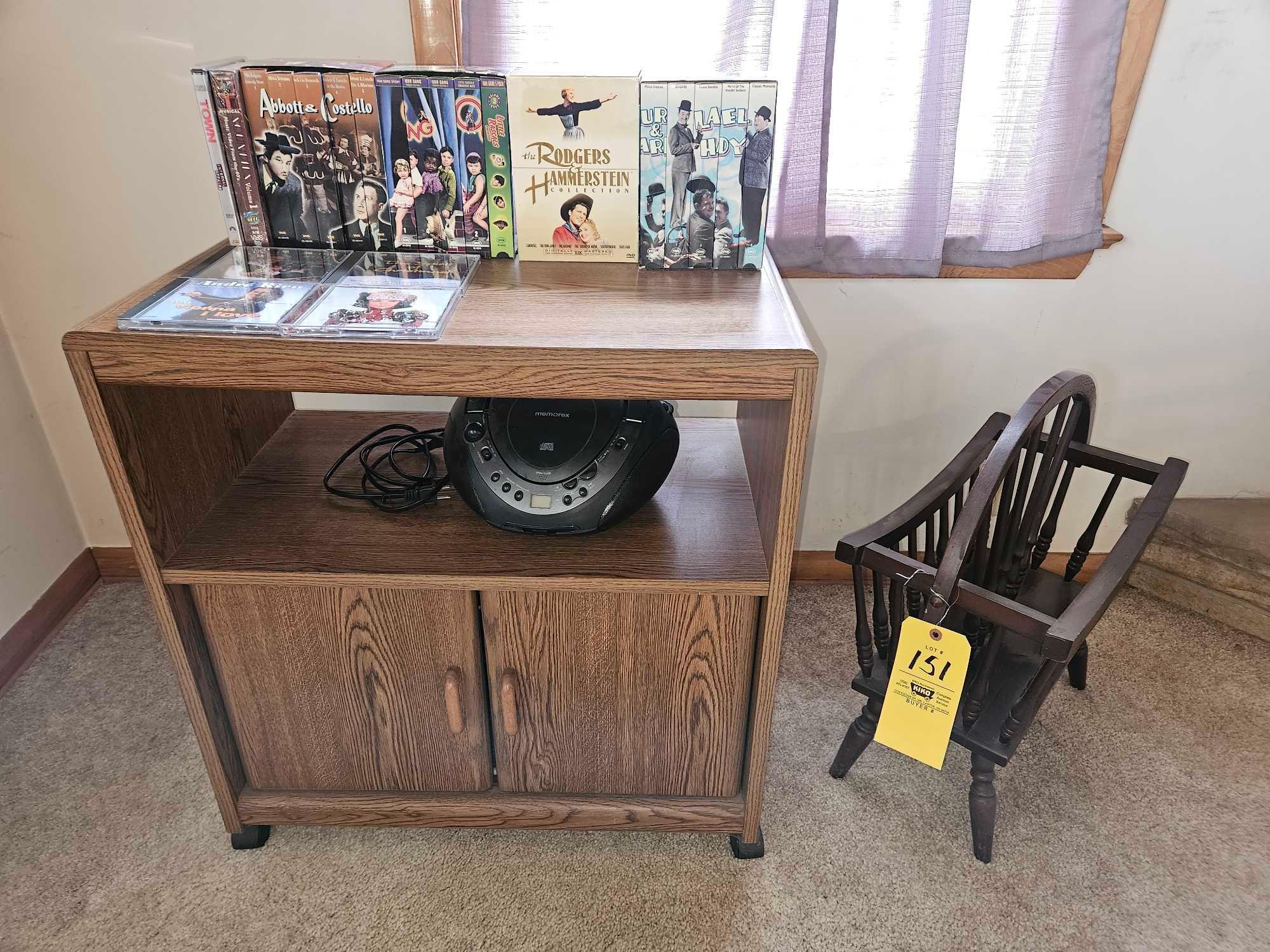 TV/Microwave Cart, VCR Tapes, Radio/CD, Magazine | Proxibid