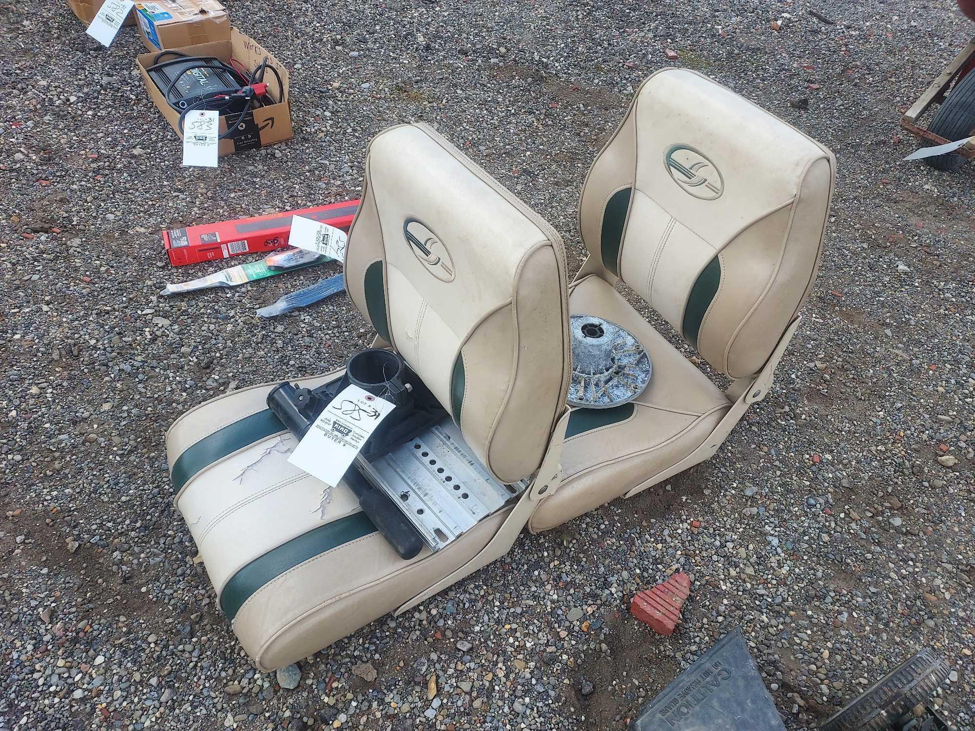2 Boat Seats | Proxibid