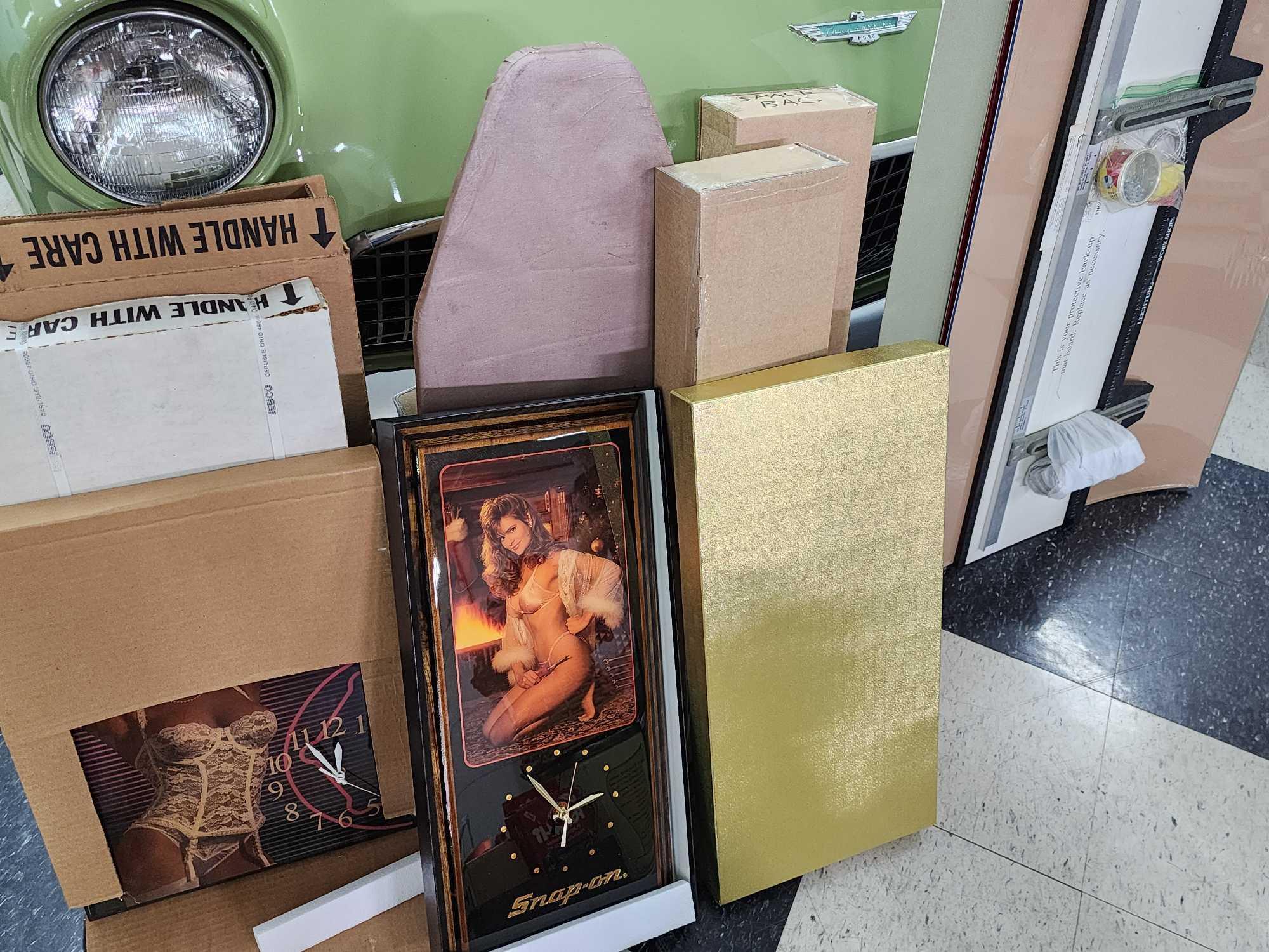 Household lot naughty clock, Snap On girl clock | Proxibid