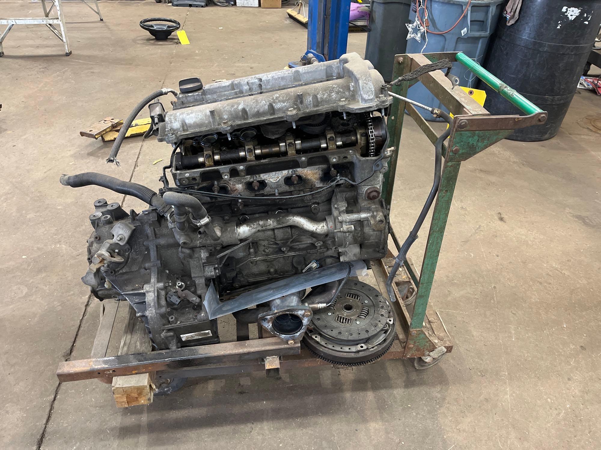 engine on cart | Proxibid