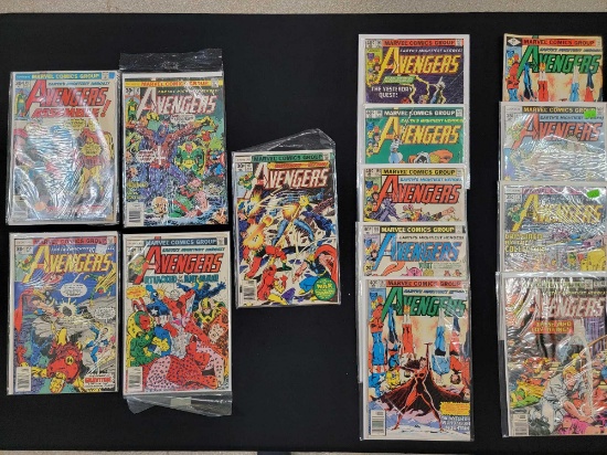 Marvel The Avengers Comic Book Group Lot Collection of 14 | Art ...