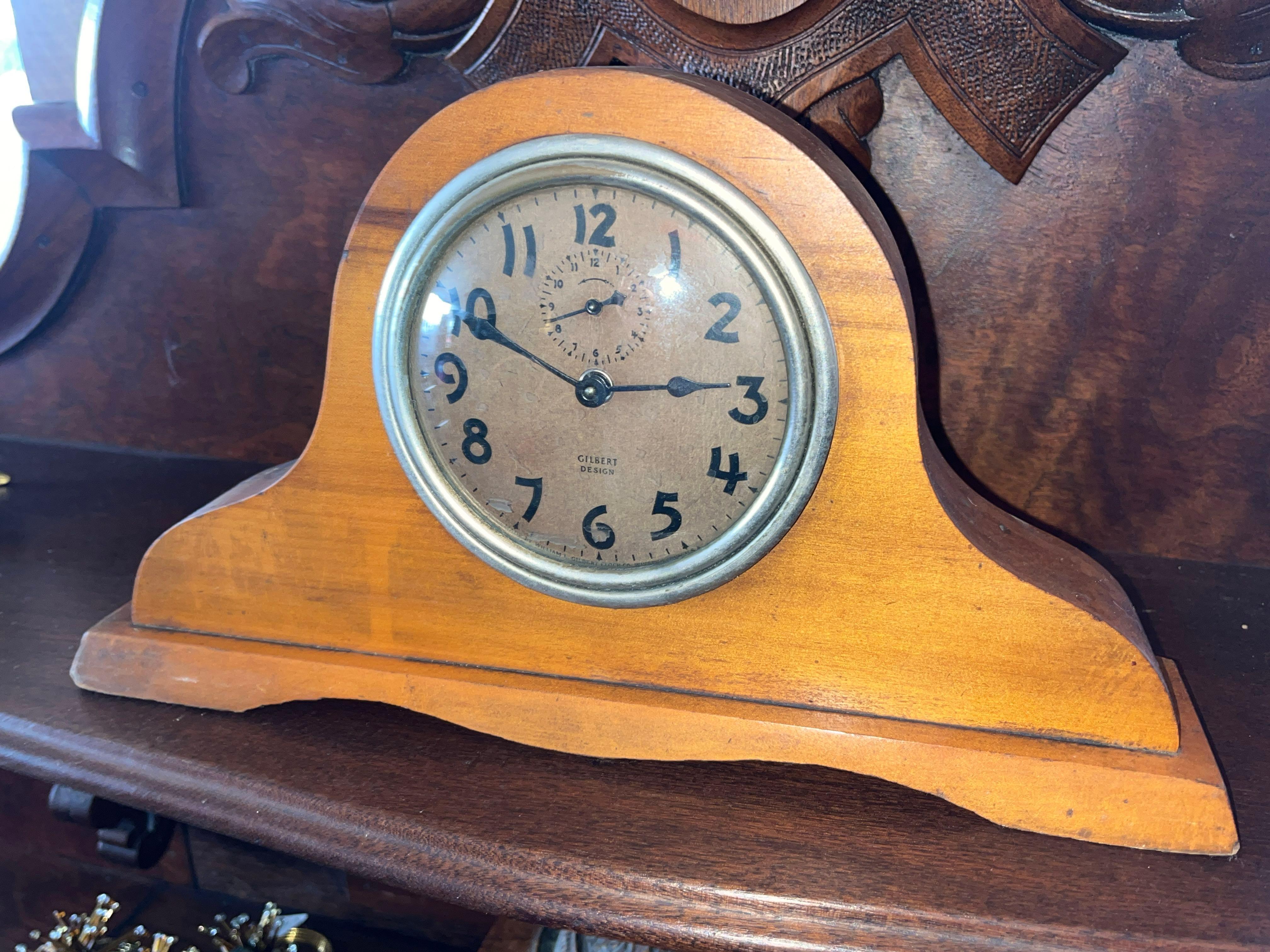 Gilbert Design Mantle Clock | Proxibid