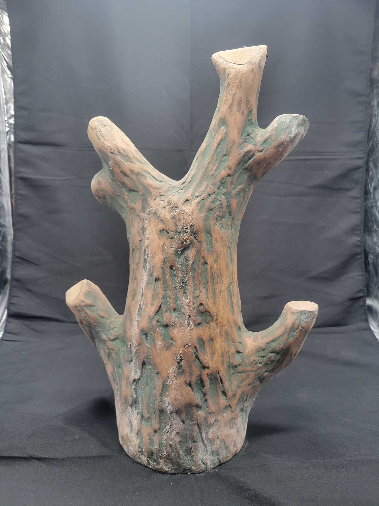 Vintage pottery tree trunk sculpture | Proxibid