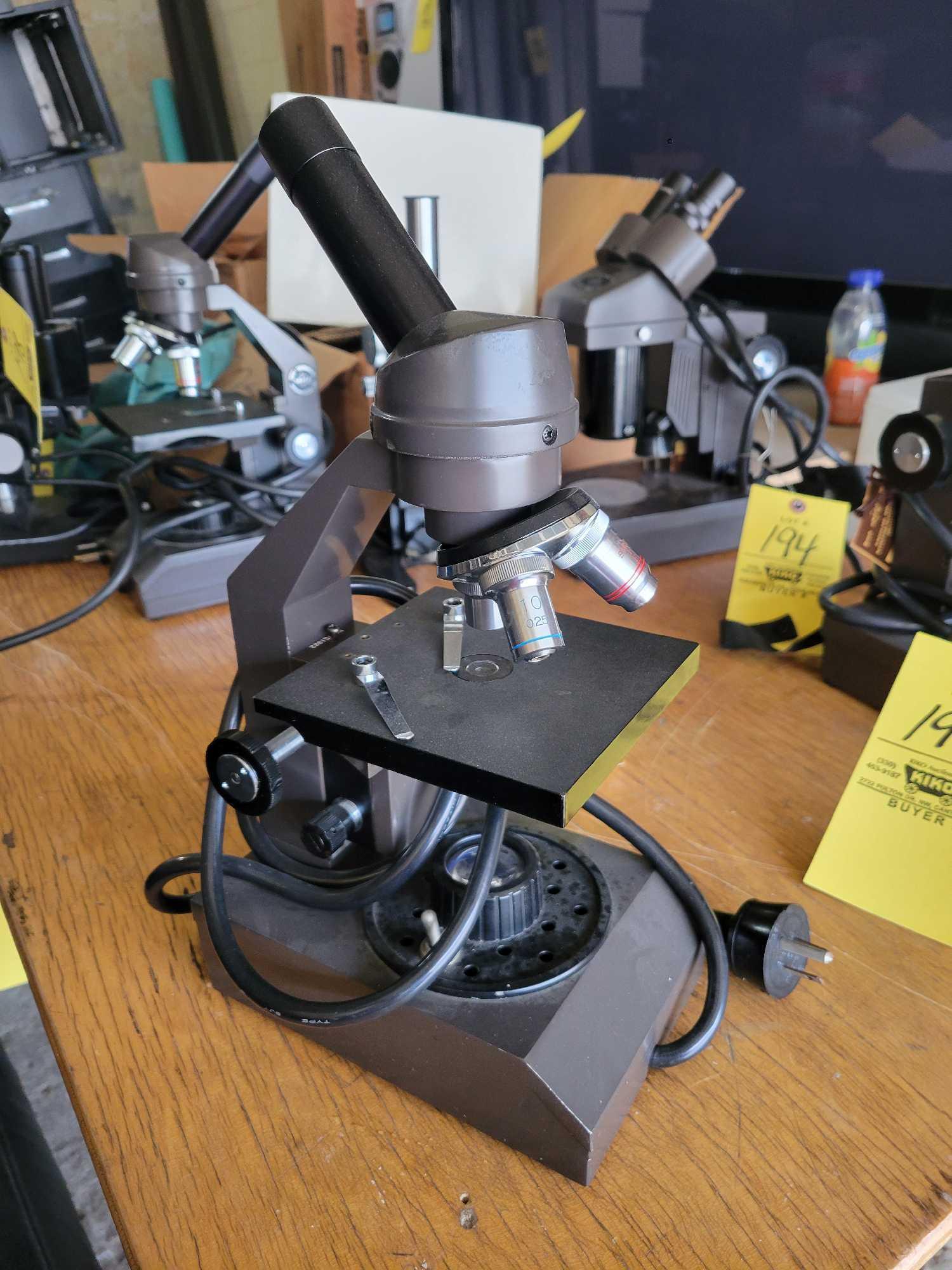 Swift series 2240 microscope | Proxibid