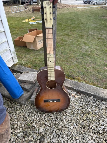 May Bell acoustic guitar | Art, Antiques & Collectibles Collectibles Musical Instruments Guitars ...