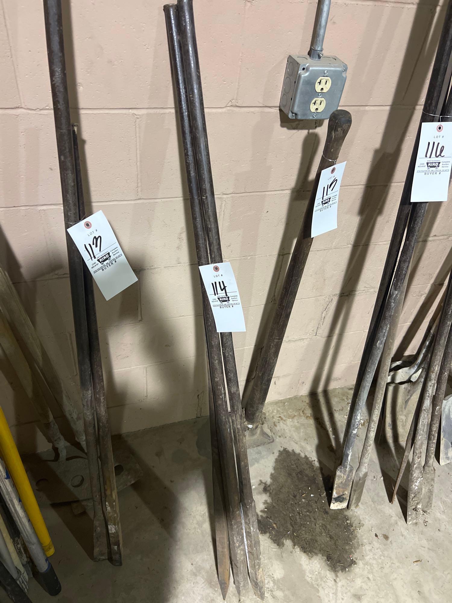 One 4ft Spud Bar-Two 5ft Spud Bar | Proxibid