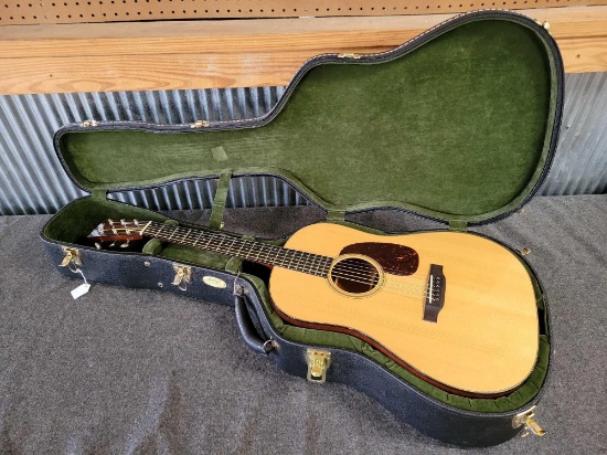Collings DS-1A Guitar with Case | Online Auctions | Proxibid