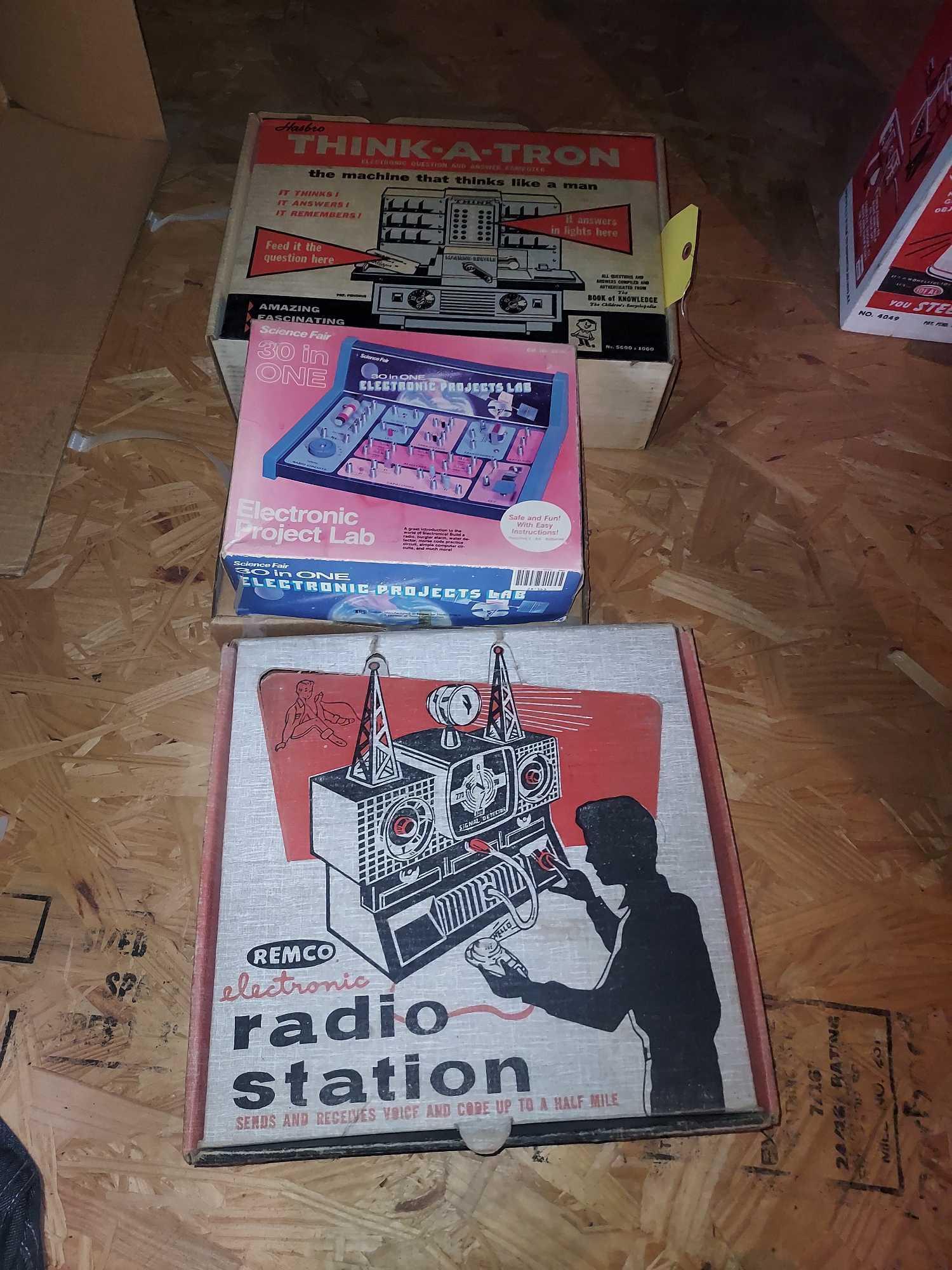 Assortment of Vintage Science Kits | Proxibid