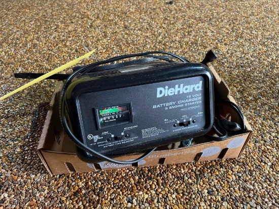 Die Hard 12 volt battery charger with tire iron | Online Auctions ...