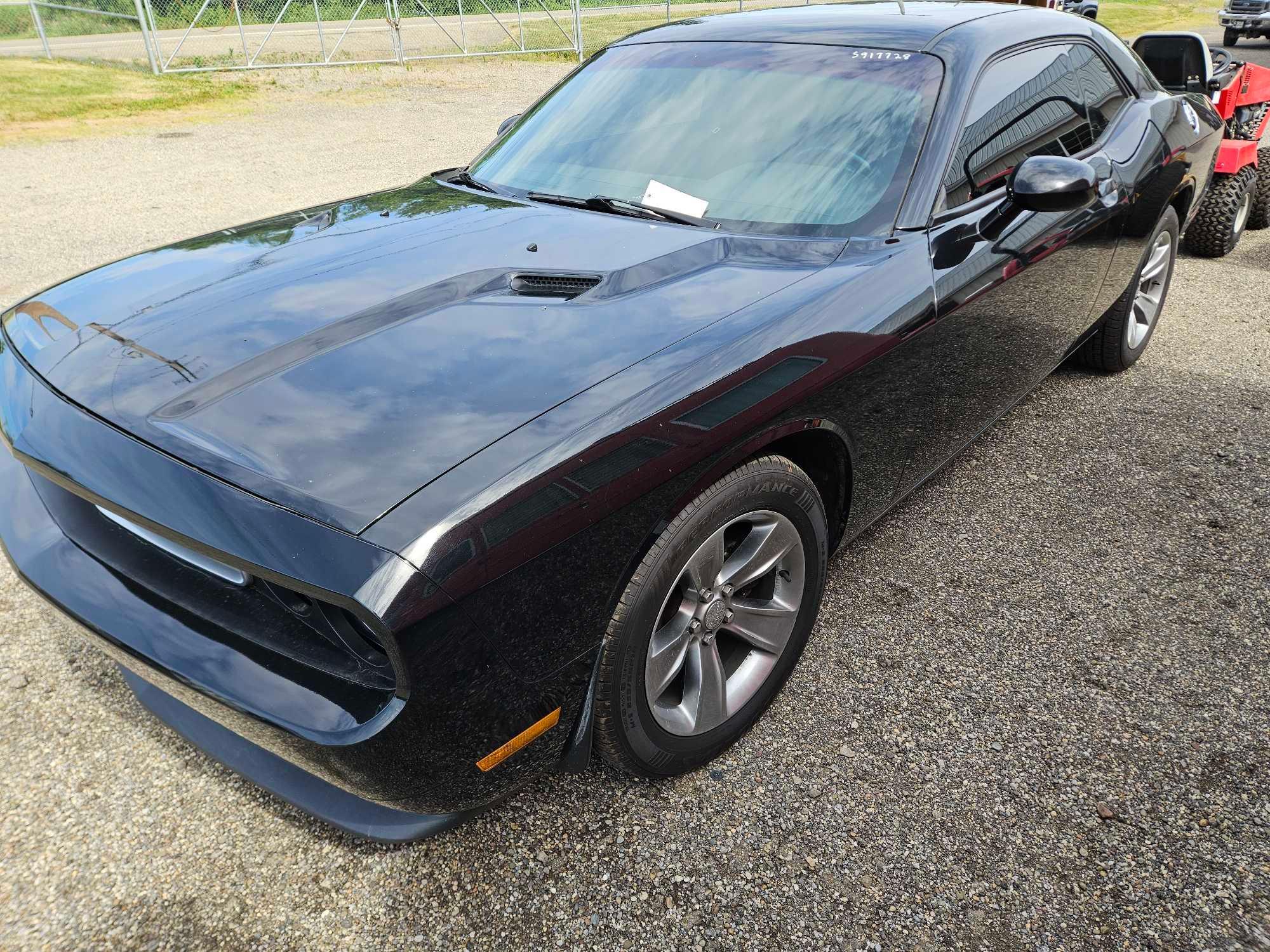 2012 Dodge Challenger, V6 automatic | Proxibid