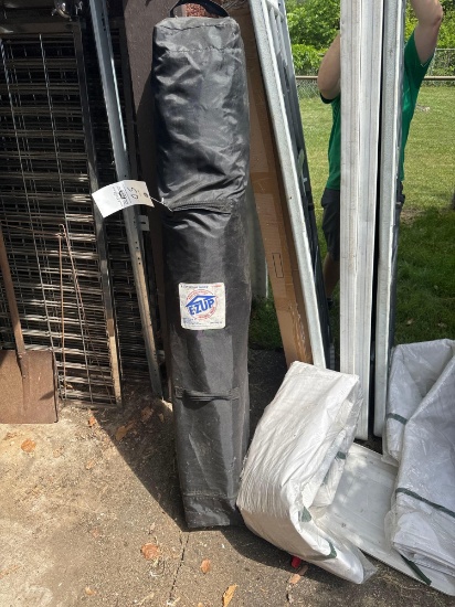 E Z Up instant shelter express 2 model | Estate & Personal Property ...