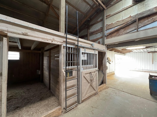 8ft Barn Loft Ladder | Online Auctions | Proxibid