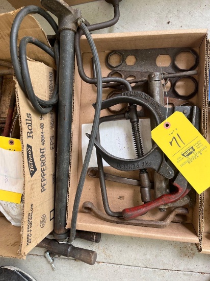 Vintage Jacks & Ford Model T Tools | Heavy Construction Equipment Light ...