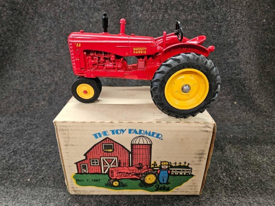 Toy Farmer Massey Harris 33 | Art, Antiques & Collectibles Toys Diecast ...