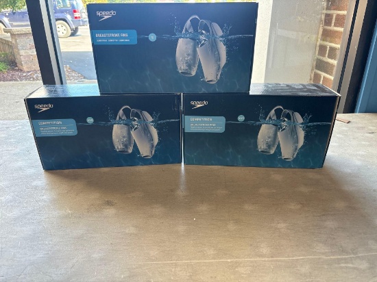 3 Speedo breaststroke fins, size xxs and s | Online Auctions | Proxibid