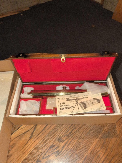 NIB Tasco 40x50mm spotting scope with wood crate and shipping box ...