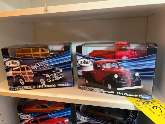 (2) Testors Metal Model Kits, Plymouth Pickup, Chevy Fleetmaster ...