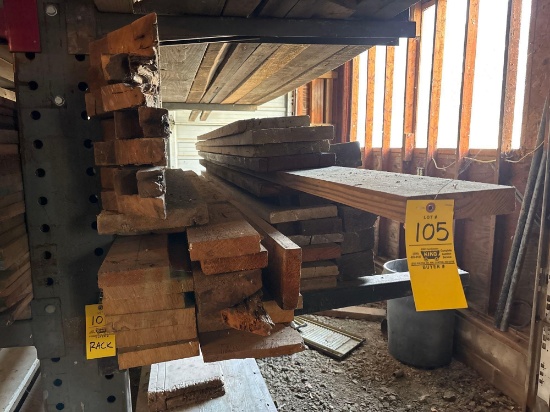 Mixed lot of lumber, post and planks | Online Auctions | Proxibid