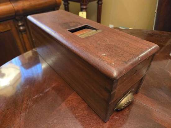 G.H. Gledhill and Sons cash till box | Online Auctions | Proxibid