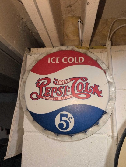 Modern bottle cap themed Pepsi Cola metal sign | Online Auctions | Proxibid