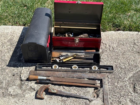 toolbox with hardware and tools - mailbox | Online Auctions | Proxibid