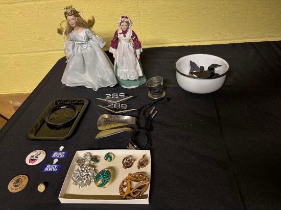 Marked 10K Pin, Dolls, 289 Badges, Political Pins, Costume Jewlery ...